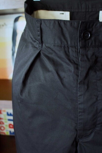 Ordinary fits Tuck Wide Trouse Chino OF-P159 [Lampa]